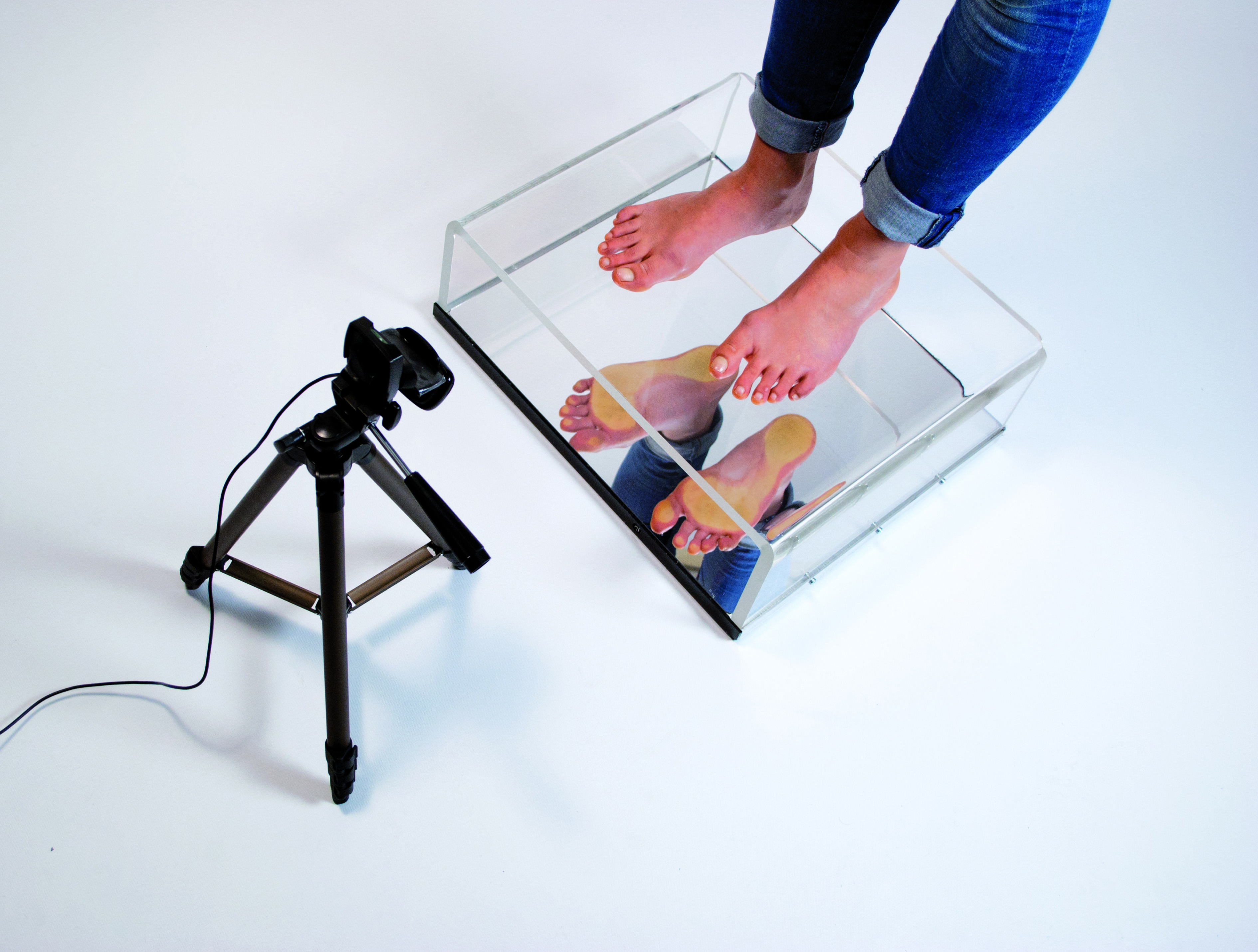 ORTOMECANICA - Podoscopio Digital LED y cámara HD